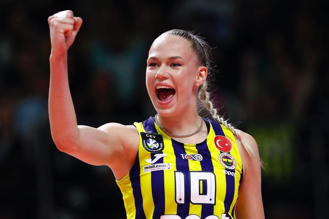 Arina Fedorovtseva, transfer ile ilgili soruları yanıtladı - Voleybolun ...